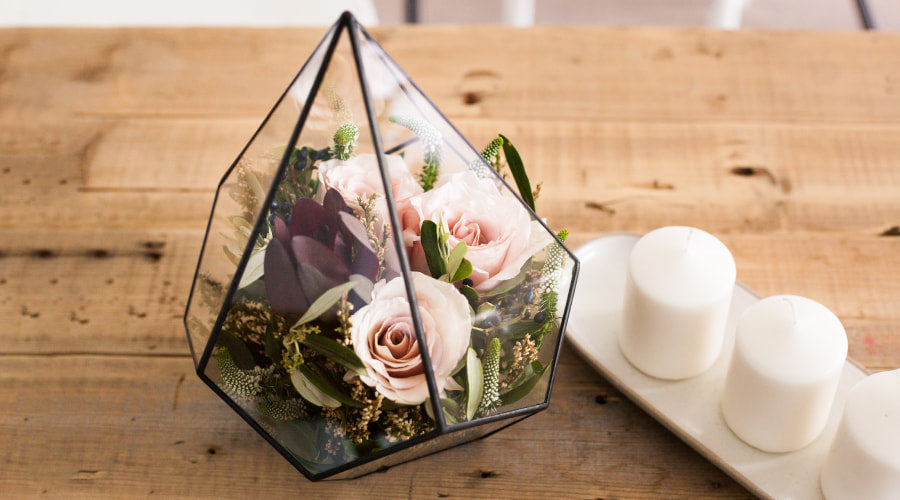 Ways to Use Preserved Flowers for a Wedding – Rosaholics