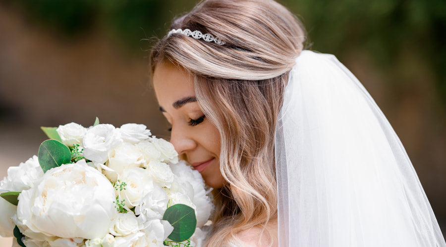 Top 17 April Flowers for Your Wedding in Spring – Rosaholics