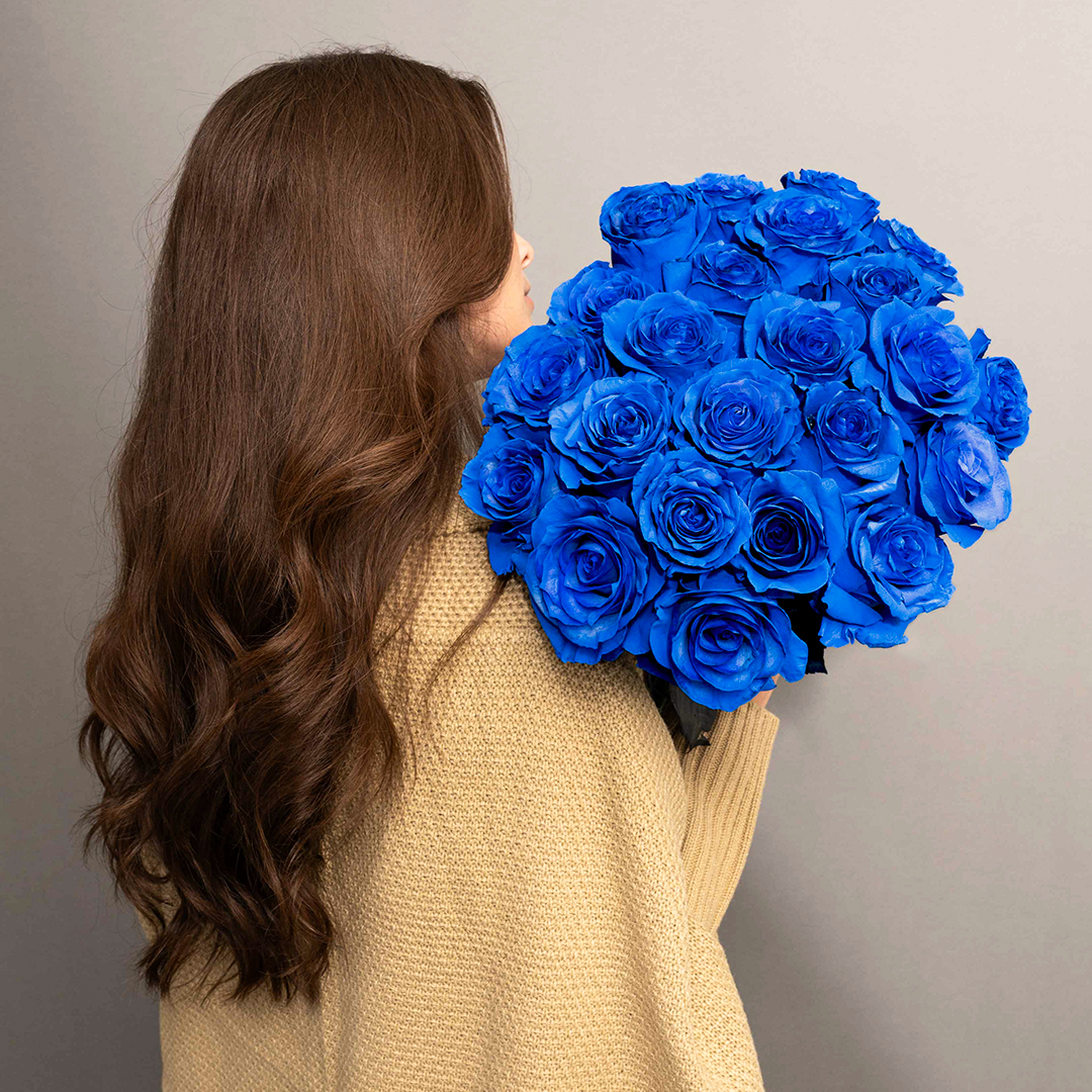 Blue Lagoon Bouquet | Dozen Blue Roses – Rosaholics